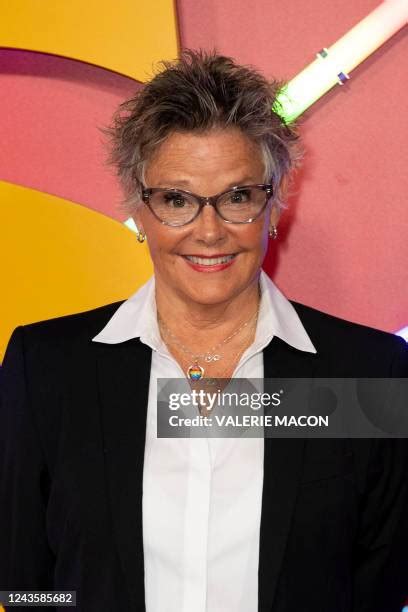 271 Amanda Bearse Photos And High Res Pictures Getty Images