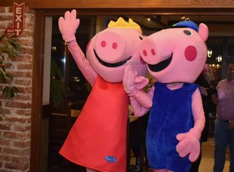 Забавление с Пепа Пиг и Джордж аниматори Kinder Party Детски партита