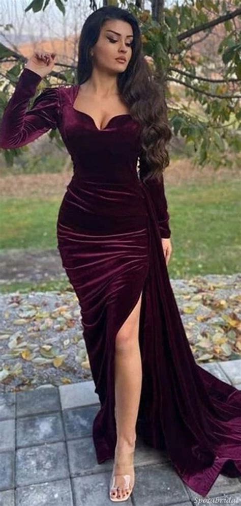 Elegant Maroon Velvet V Neck Long Sleeves Side Slit Mermaid Long Train