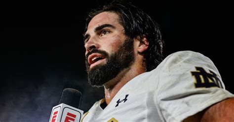 Can Notre Dame Qb Sam Hartman Beat Clemson For The First Time