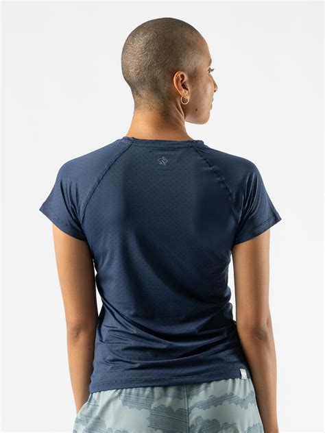 Ice Perf Tee Ss Rabbit
