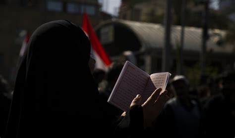 آداب خواندن زیارت عاشورا در ماه محرم برای حاجت روایی قطعی مجله