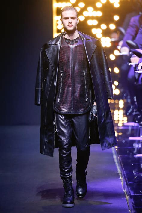 DIRK BIKKEMBERGS – Fall Winter 2016/17 | FASHION INSIDER MAGAZINE