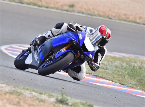 Prueba Yamaha R6 2017 Resistencia Moto1pro