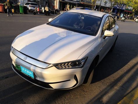 10万左右的新能源汽车推荐 天天拍车二手车卖车