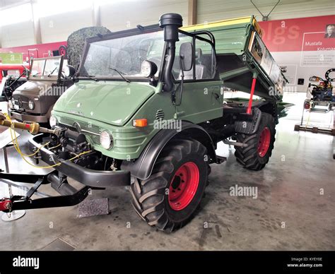 Unimog 406
