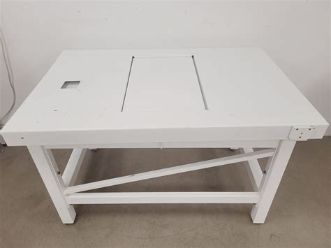Laboratory Isolation Table White Lab