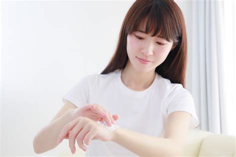 洗臉30秒內完成！換季肌膚長痘、變乾 動態保養法讓妳美美下莊 Et Fashion Ettoday新聞雲