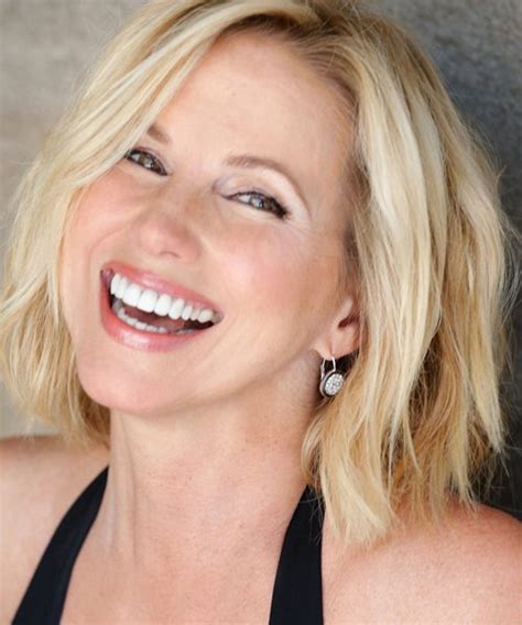 Meet Suzanne Sena Of Sena Series Media Training In Beverly Hills And Sherman Oaks Voyage La