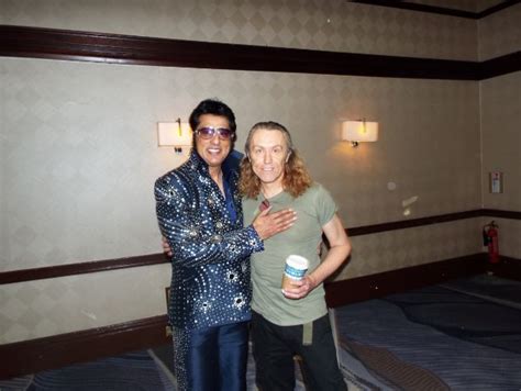 Gallery Indian Elvis