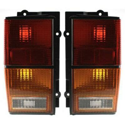 Set Of 2 Lh And Rh Side Tail Light Lens And Housing Fits Jeep Cherokee