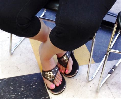 Mature Candid Feet In Flip Flops Porn Pictures Xxx Photos Sex Images