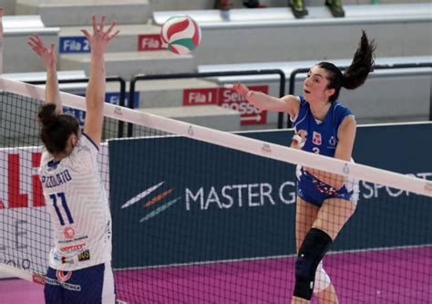 A2F Club Italia le azzurrine cedono 3 0 nel match con Mondovì