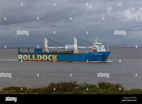 Heavy Lift Vessel Going To Pick A Load Stock Photo Alamy