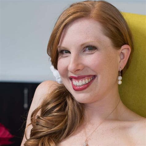 Reasons To Love Your Freckles Immediately How To Be A Redhead Redhead Makeup