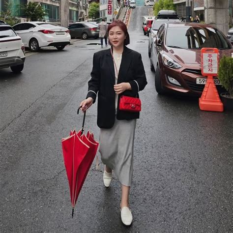 Lolo Sun Threads Say More