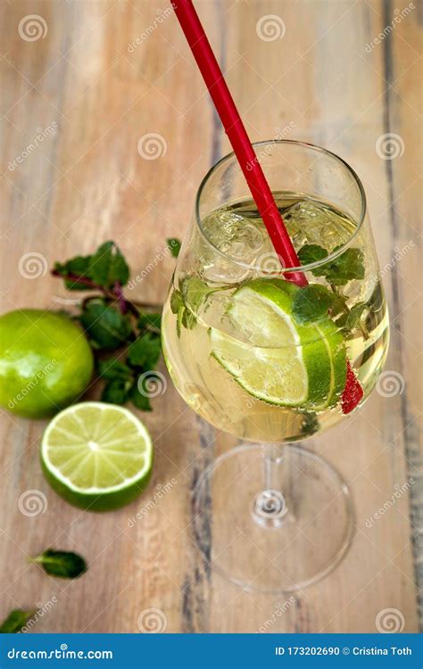 Hugo Prosecco Elderflower Soda Ice Summer Drink Royalty Free Stock