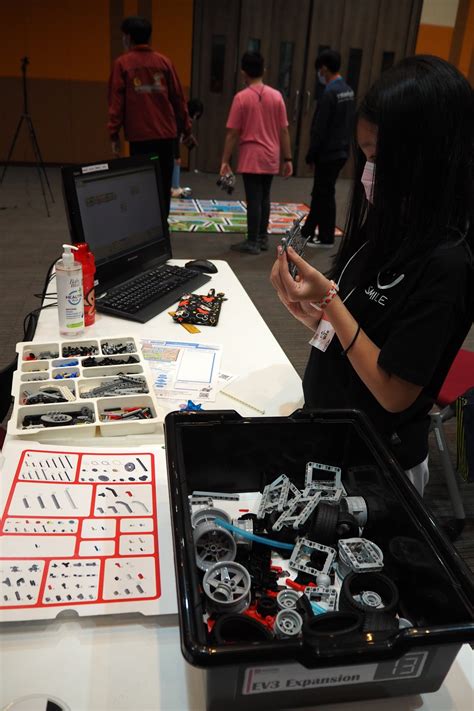 พิพิธภัณฑ์เทคโนโลยีสารสนเทศ อพวช กิจกรรม Ev3 Motor Ultrasonic Sensor 2dayscamp ตอน Robot