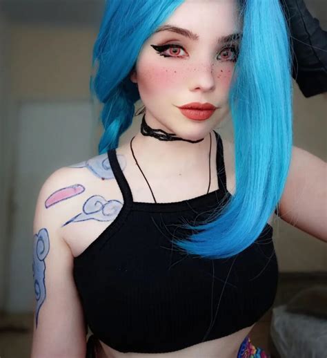 Cosplayer Surpreende Com Fiel E Detalhado Cosplay Da Jinx De League Of
