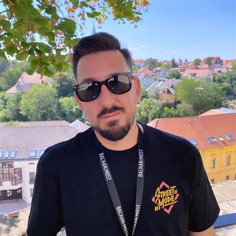 Giannis Efstathiou Pin Conference