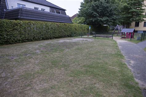 Ärger im Wohnblock Wo dürfen Kinder Fußball spielen MOPO