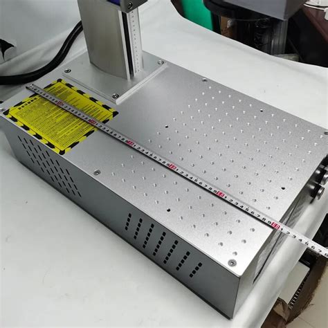 Máy Khắc Laser Fiber Mini Nguồn Raycus Laserman Vn