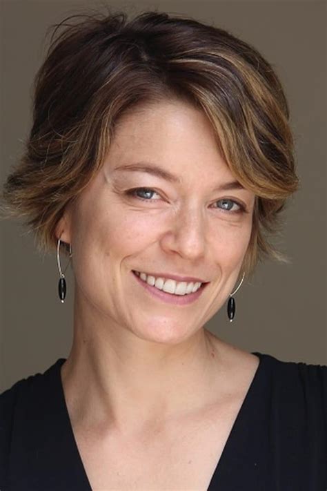 Sílvia Lourenço About Entertainment Ie