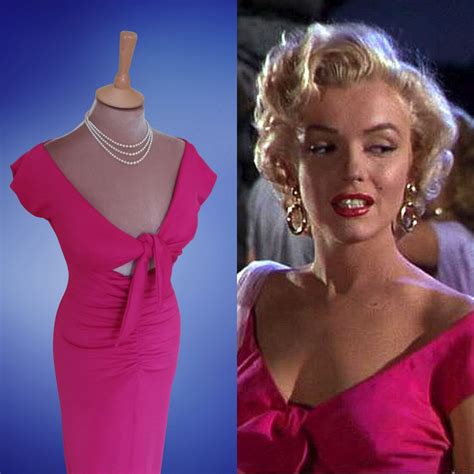 Marilyn Monroe S Famous Dress To Be Auctioned Vrogue Co