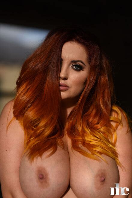 Shapely In Nylon 2 Thick Model Lucy Vixen Strips To Her Lace Panties