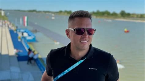 Először Jelent Meg Nyilvánosan A Barátnőjével A Nagy Ő Fotó Origo