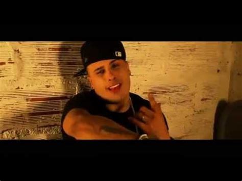 Nicky Jam Piensas En Mi Video Oficial Youtube
