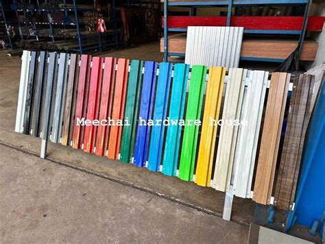 รั้วระแนงเมทัลชีท เมทัลชีทลอนรั้ว ผลิตตามออเดอร์ แข็งแรง ทนทาน สีให้