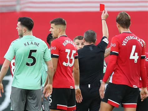 Carlo Ancelotti Slams Joke Red Card As Southampton End Evertons