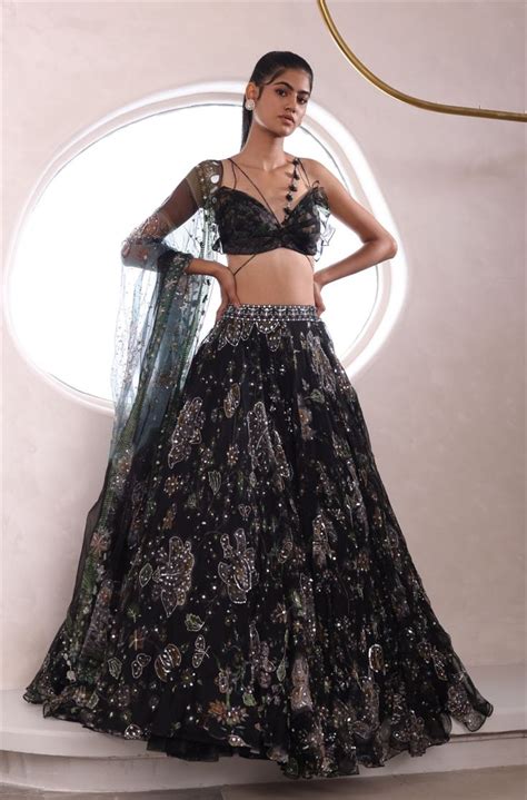 Pin By BisouNYC Indian Designer App On Fida By Mahima Mahajan Indian Bridesmaid Dresses
