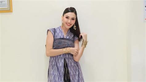 Bak Idol Korea Intip Lincahnya Ayu Ting Ting Dance Cover Lagu Ateez