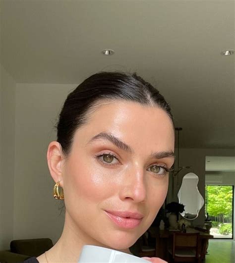 Picture Of Nicole Harrison