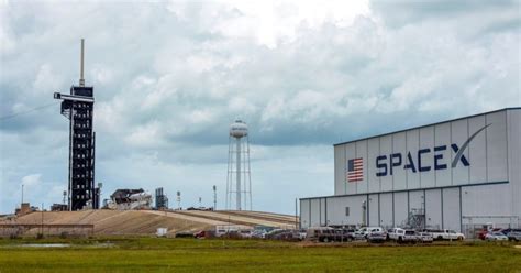 La Nasa Adjudicó A Spacex El Contrato Para Desarrollar El Módulo Con El