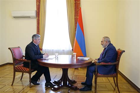 Վարչապետն ընդունել է Սուրբ Աթոռի առաքելական նվիրակ Գերաշնորհ