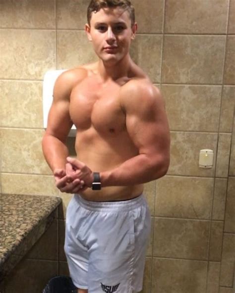 Biceps Pecs Muscle Inspiration Muscular Fit Athletic Guys For Your
