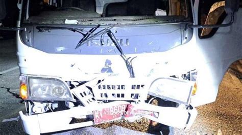 TRAGIS Laka Maut Di Balikpapan Pemotor Tewas Usai Tabrak Truk Sampah Korban Terseret Ke Parit