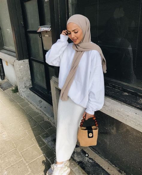 Casual And Comfy College Outfit Ideas With Hijab Zahrah Rose Hijabi Fashion Casual Muslim