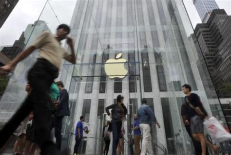 Attention Iphone 12 Users Apple To Issue Software Update In France