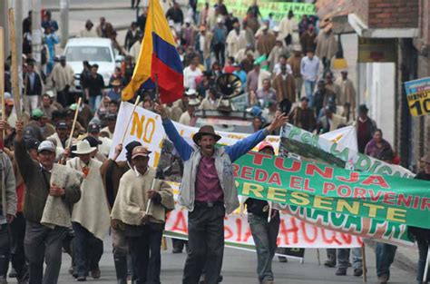 Bloqueos Y Disturbios Persisten Tras Sexto Día De Protesta Campesina En