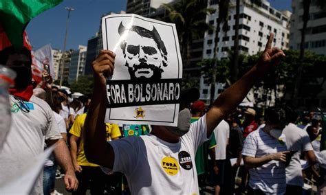 Veja Fotos De Protestos Contra O Presidente Jair Bolsonaro No Rio Em