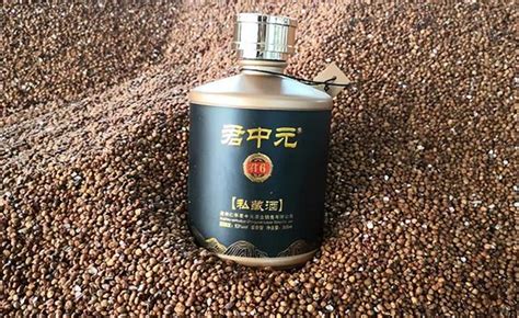 白酒喝完容易上頭、臉紅，不是酒量差！謹記3個妙招，才能不吃虧 每日頭條