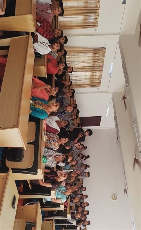 Seminar Digitalamarketing Python Datascience Engineering Sathya