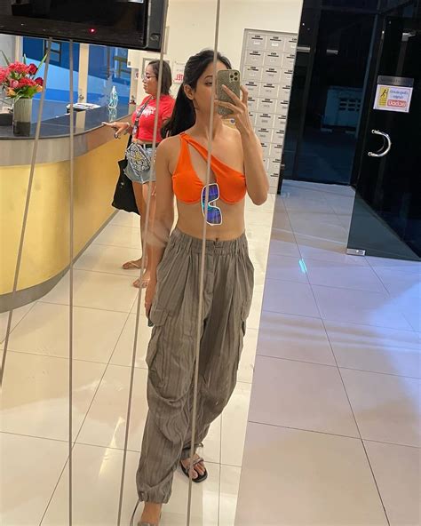 Shweta Yadavs Feet Shweta Yadavs Feet