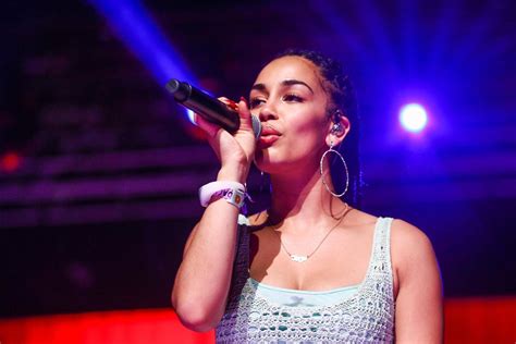 Grammys 2019 Randb Returns To Centre Stage And British Female Artists