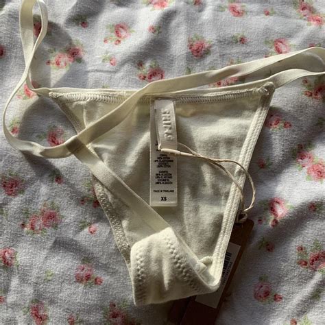 Skims Womens Panties Depop