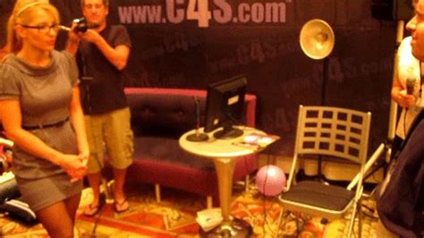 Fetishcon 2010 Ballbusting Demonstration Crudelis Amator Ballbusting